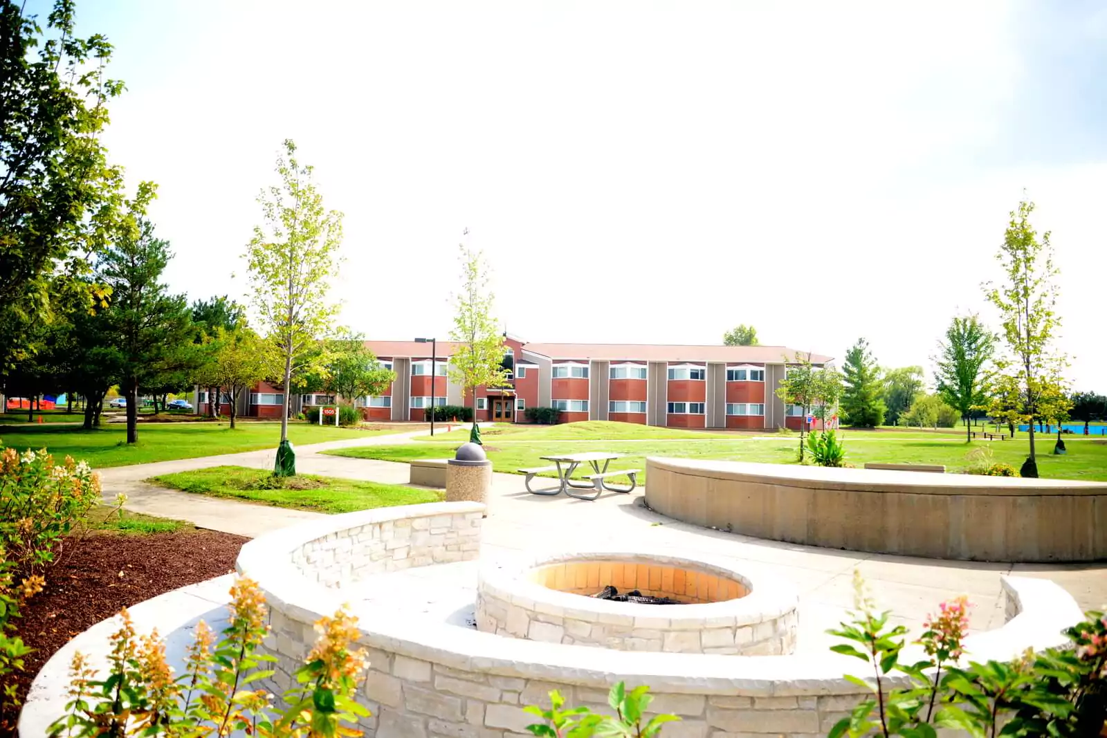 ILLINOIS MATH & SCIENCE ACADEMY - RESIDENCE HALLS - Path Construction